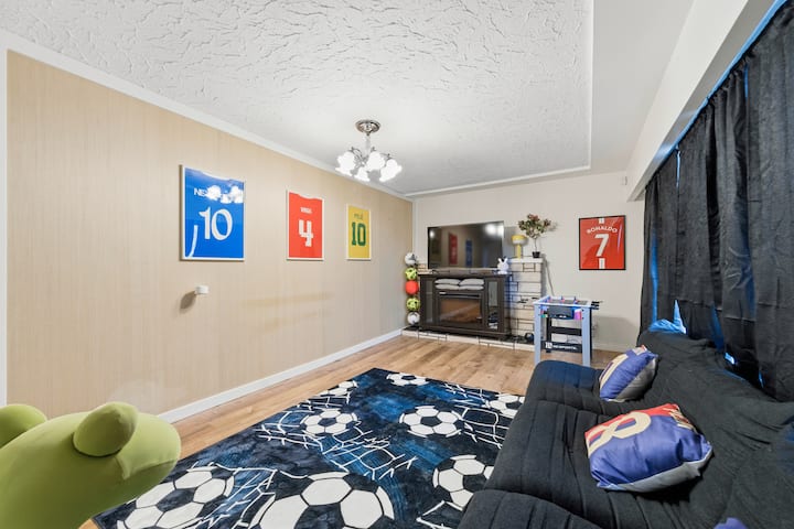 Ultimate Fifa House 6br With Games - Vancouver