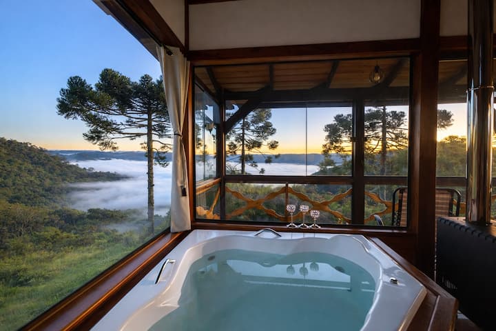 Hospedagem De Altitude Para Casais: Mar De Nuvens - Brazil