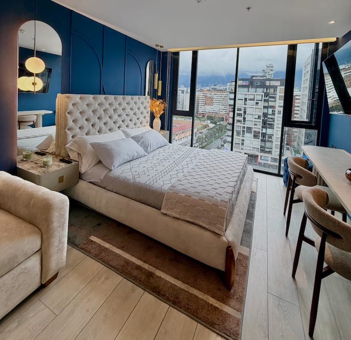 Serene Blue Suite - Quito