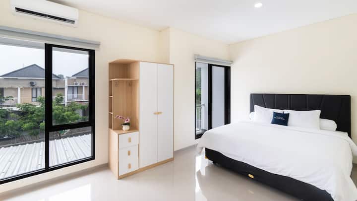 A Calm Home For Longer Stays - Semarang