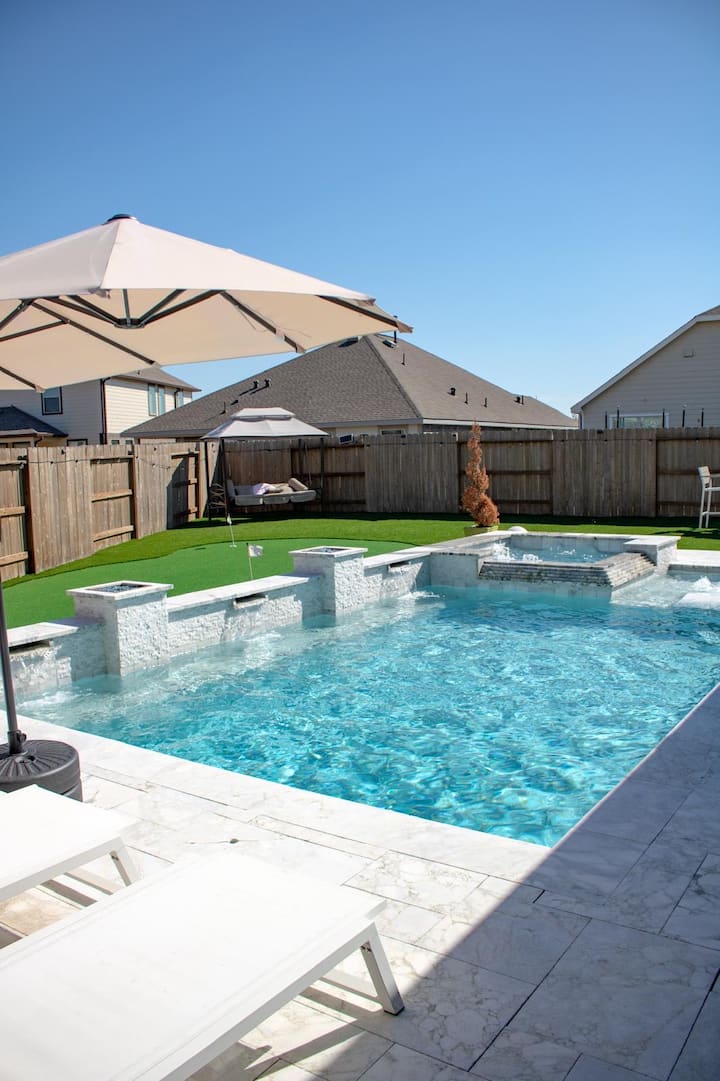 Small Resort-like Home To Enjoy With Family. - Crosby, TX