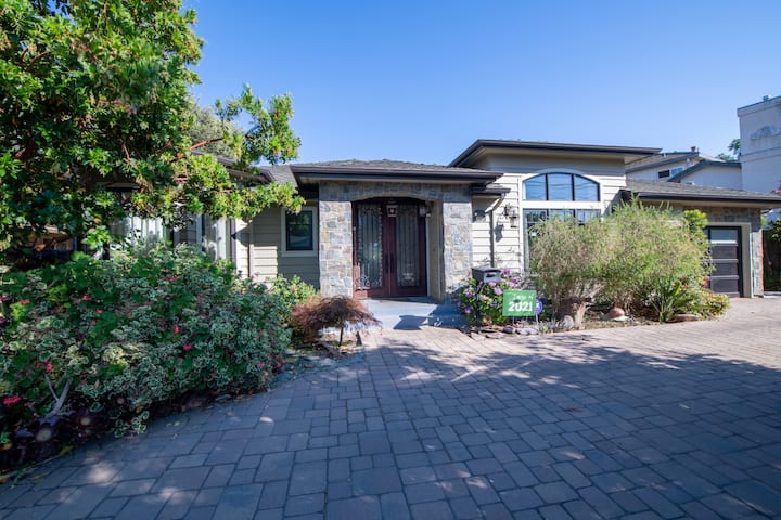 Fenced Backyard | 4br Home In Colorado Ave S#41091 - Palo Alto, CA
