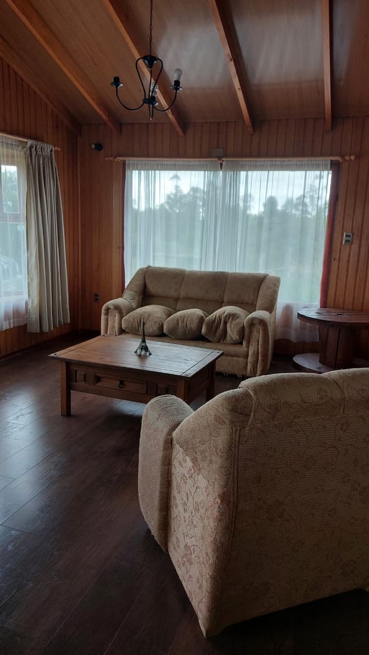 Casa En El Campo A 15 Min De La Ciudad - Dalcahue