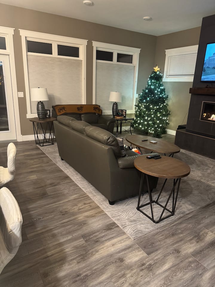 Your Home Away From Home - Saskatoon