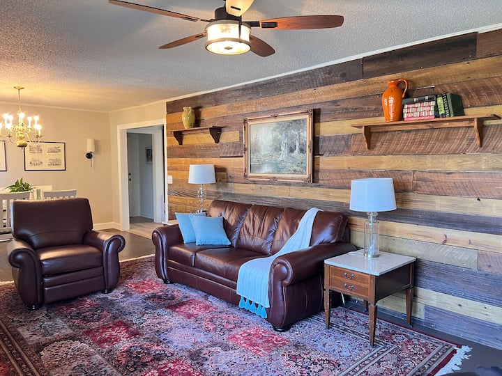 Barnwood Cottage In The Center Of Tuscaloosa. - Tuscaloosa