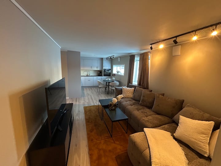 Lys Og Romsling Leilighet I Harstad - Harstad