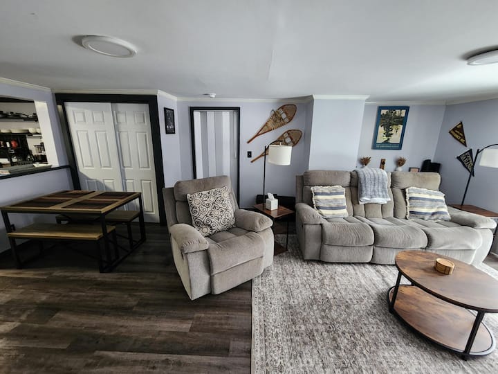 The Soak Spot – Luxe Adirondack Escape - Saranac Lake, NY