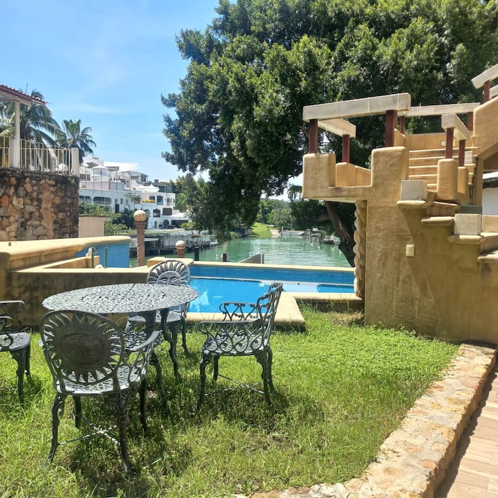 Teques Lakehouse - Tequesquitengo