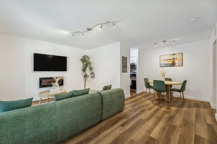 Dallas Cozy Hideway - Southern Methodist University, Dallas