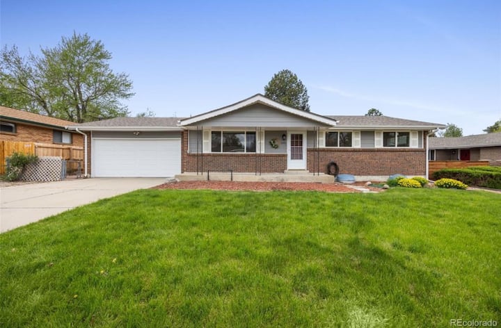 Golden Home In The Valley Near Red Rocks - Lakewood, CO