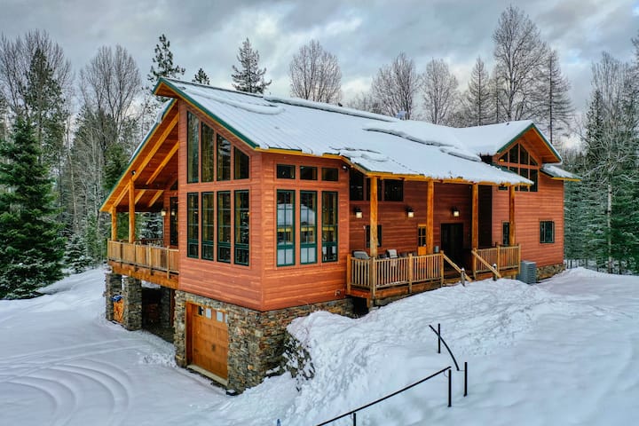 Selkirk Mountain Lodge - Idaho (State)
