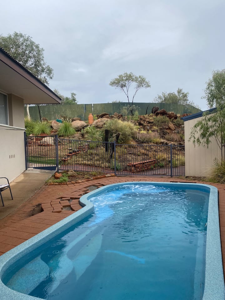 Cliffside - Alice Springs