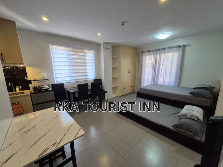 Rka Tourist Inn
Our Place, Your Calm Escape! - 라 유니언