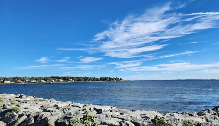 Kings & Queens - Unit D - Warwick, RI