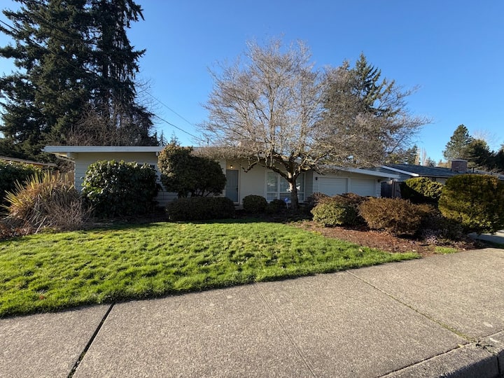 One-level 3br Home In Bellevue - Bellevue, WA