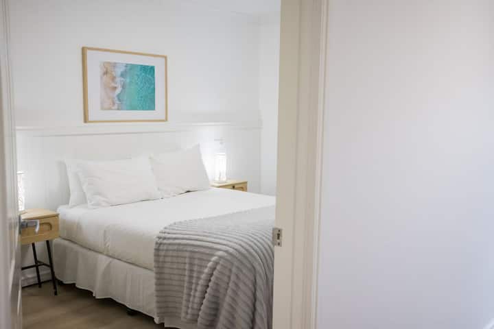 Albany Central Apartments - Apartment Three - Albany