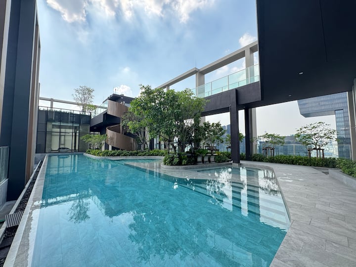 Two-bedroom/rama9/pool & Gym/ Mrt & Malls/cbd - Bangkok