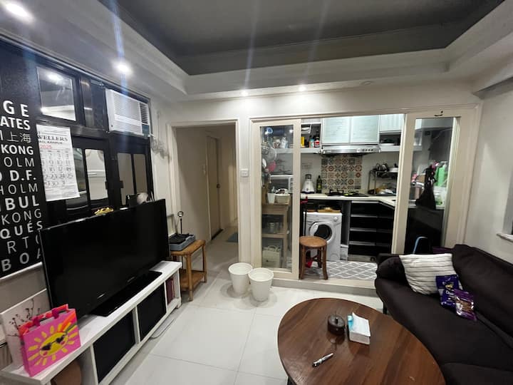 Chic Apartment In Vibrant Wan Chai - Hong Kong