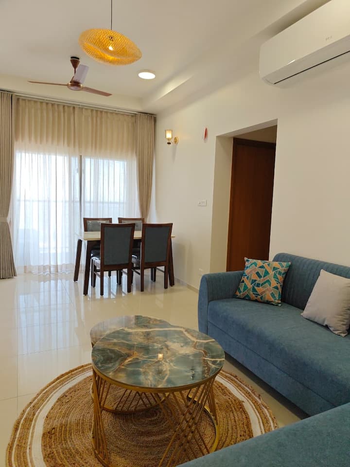 Skyline Haven Spacious 2bhk Higher Floor + Pool - Gandhinagar