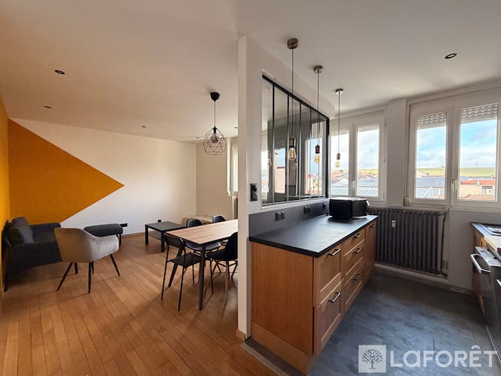 Appartement à 2 Pas De La Gare D'epernay - Épernay