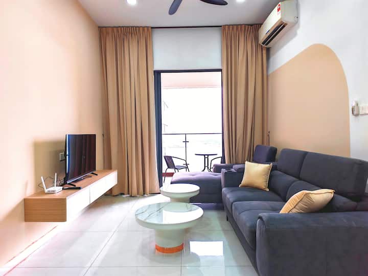 Bay Laurel Sea View Beach, 2-4 Pax, Netflix - Johor Bahru