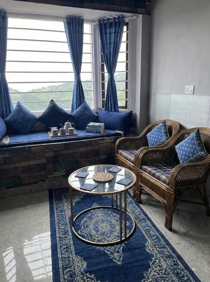 Peaceful 2bhk Retreat With Terrace & Sunrise Views - Mukteshwar