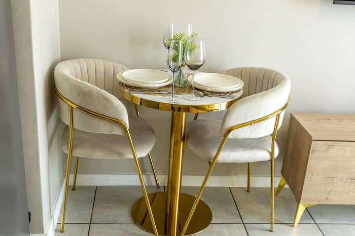 Greenpark Home: A Chic Retreat And Peaceful Home. - Boksburg