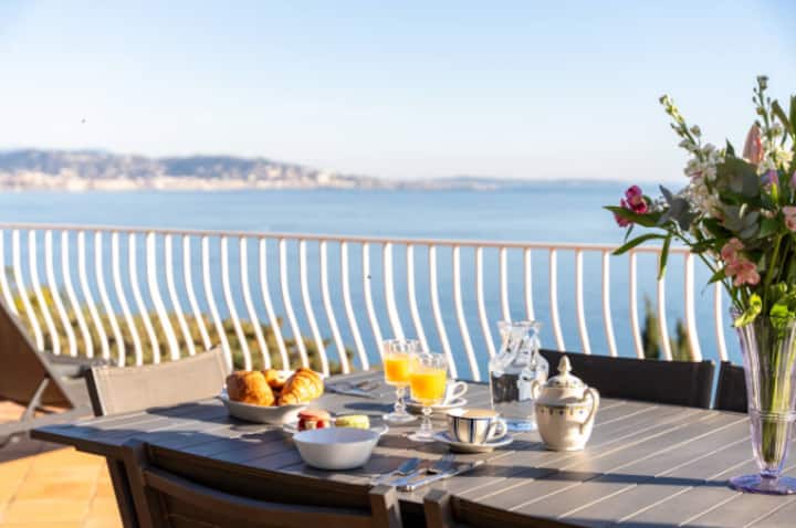 Vue Mer Panoramique, Jacuzzi Coup De Coeur Garanti - Théoule-sur-Mer