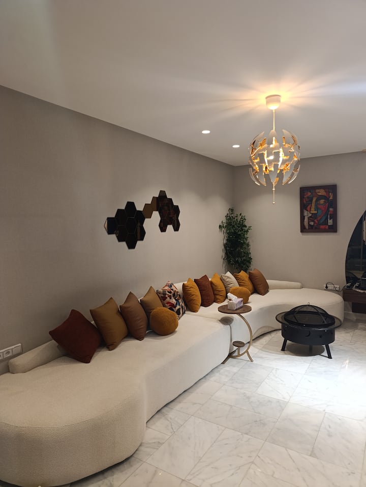 Appartement Chaleureux, Zen - Casablanca, Maroc
