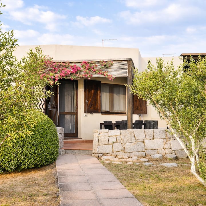 Bouganville Mare Retreat – 2 Min Walk To Sea - Palau