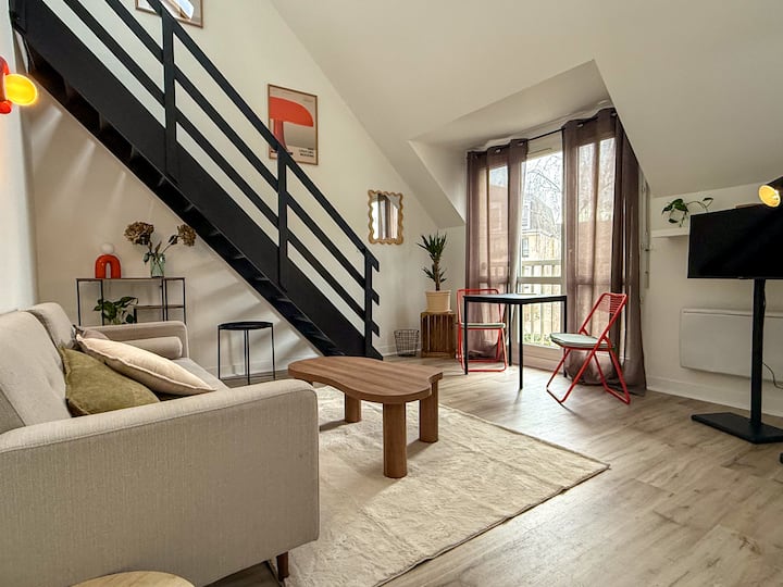 Duplex Avec Balcon En Plein Cœur De Chartres - Chartres