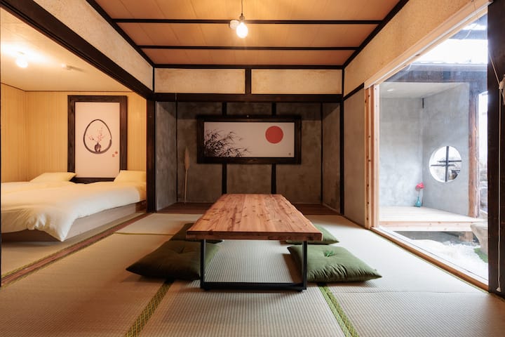 【古民家フルリノベ】広々檜風呂に歴史を感じる日本庭園|最大7名・3寝室 - 다나베시