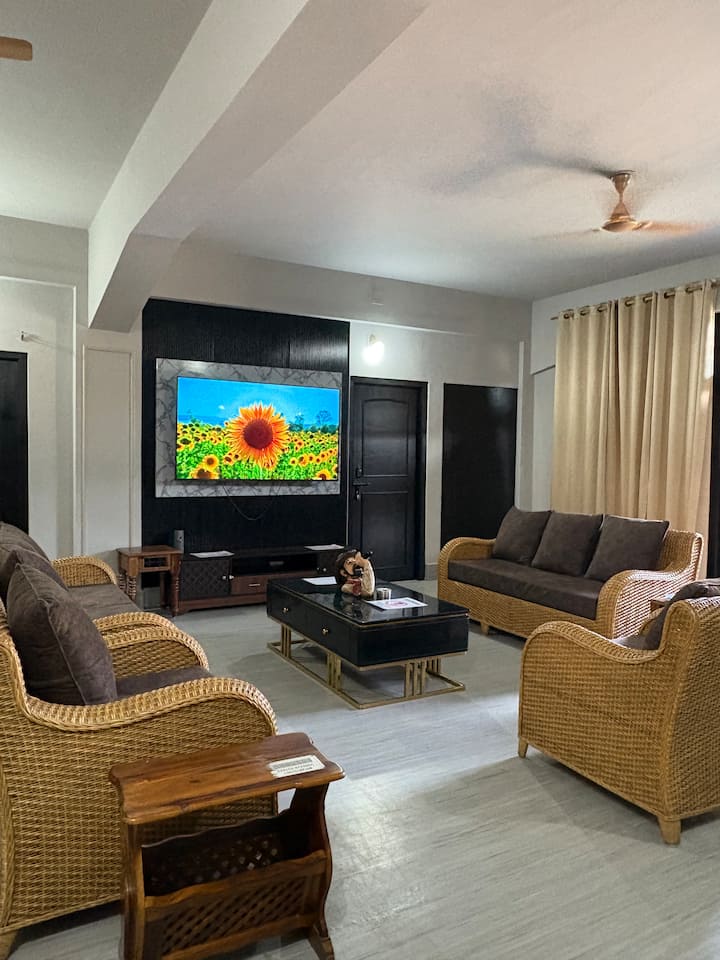 Kk_homestay Your Home Away From Home - Dimapur