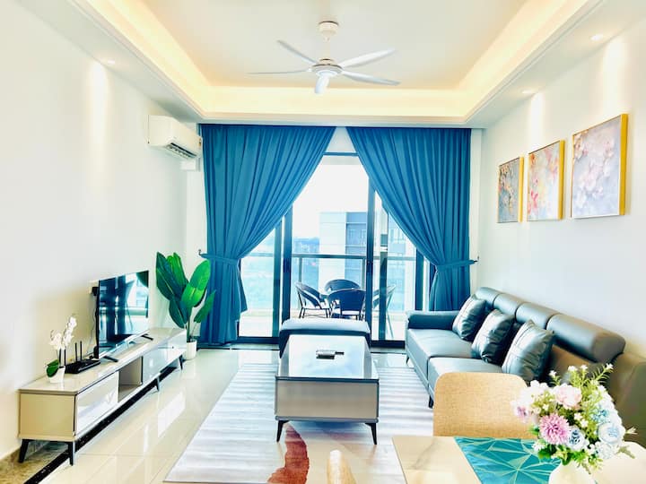 R&f Princess Cove 3b2r Seaview By Han Lin - Yishun