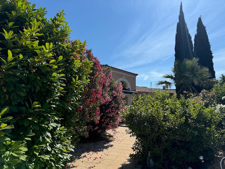 Charmante Villa à Proximité Des Lacs Et Plages - Brignoles