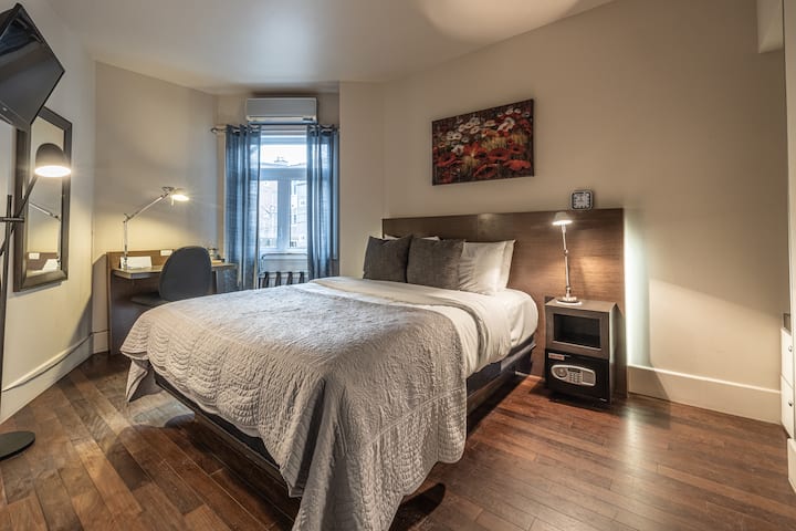 Petit Hôtel Café Krieghoff | Chambre 7 - Quebec City