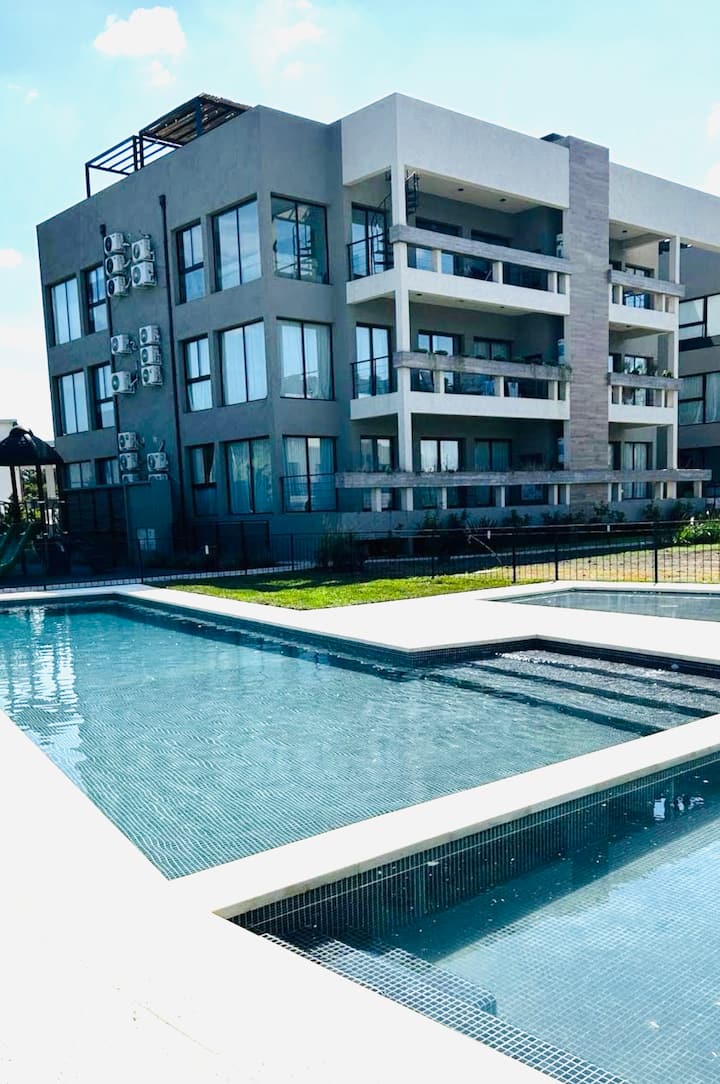 Depto. Barrio Cerrado 3 Ambientes Con Pileta - Bella Vista