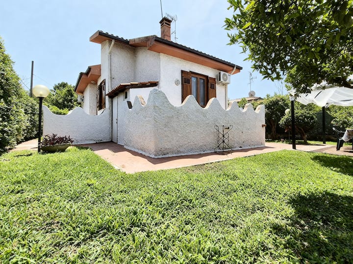 Villa Sul Mare Con 8 Posti Letto Vicino Sperlonga - Sperlonga