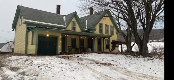 Unity Meadows Farm House (Circa 1840s) - Claremont, NH