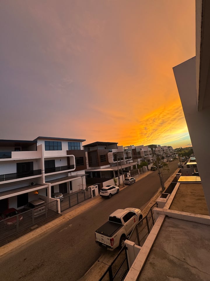 Cozy Semi-d Staycation Home - Alor Setar