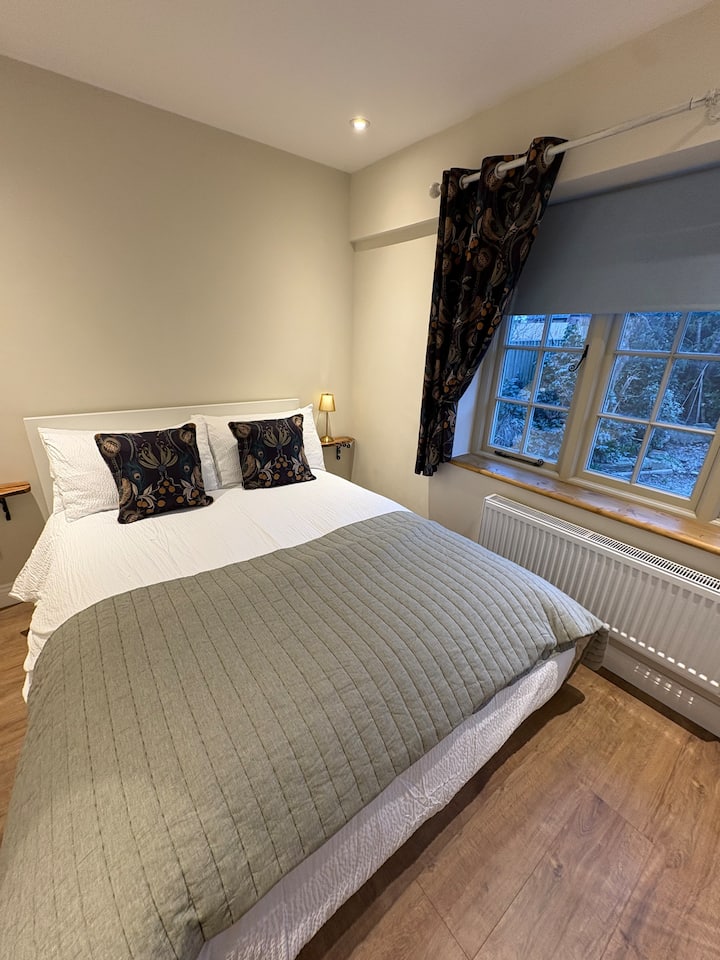 Newly Renovated 1 Bedroom Small Home. - Symonds Yat