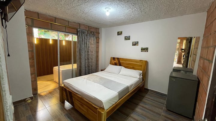Habitación Con Jacuzzi Y Acceso Al Rio Arenal - San Rafael, Colombia