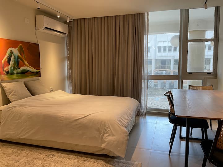 Great Studio Apartment | By Bookiz L - Tel-Aviv