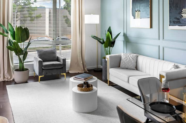 The Natalia® - Luxury 1br/1ba Condo With Gym, Pool - Irvine, CA