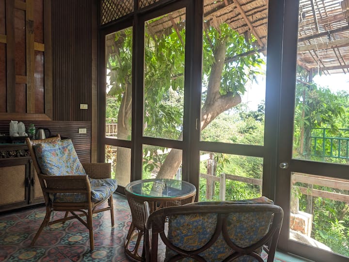 King Bed 40sqft Room In Jansom Bay Private Beach - Ko Tao