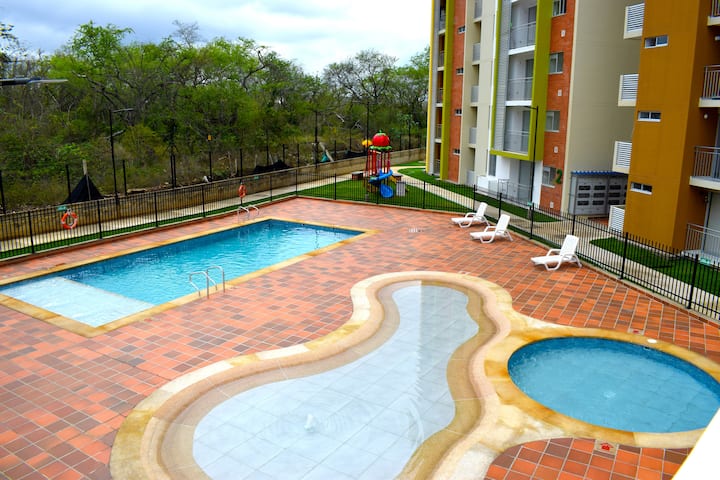 Modern Apt 2br 2ba Balcony, Ac & Great Amenities - Cúcuta