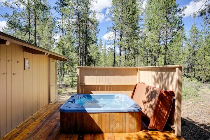 Cozy 3br Dog Friendly | Pool | Hot Tub | Sauna - Sunriver, OR