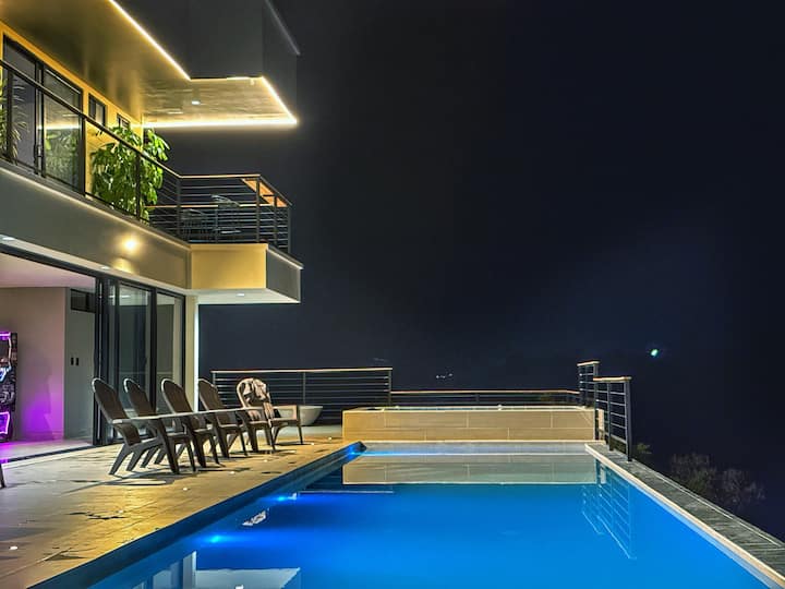 Casa De Lujo |Jacuzzi •Piscina •Chimenea |Privada - Colombia