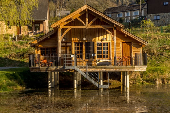 Take It Slowly : Une Cabane Au Bord De L'eau - Gedinne