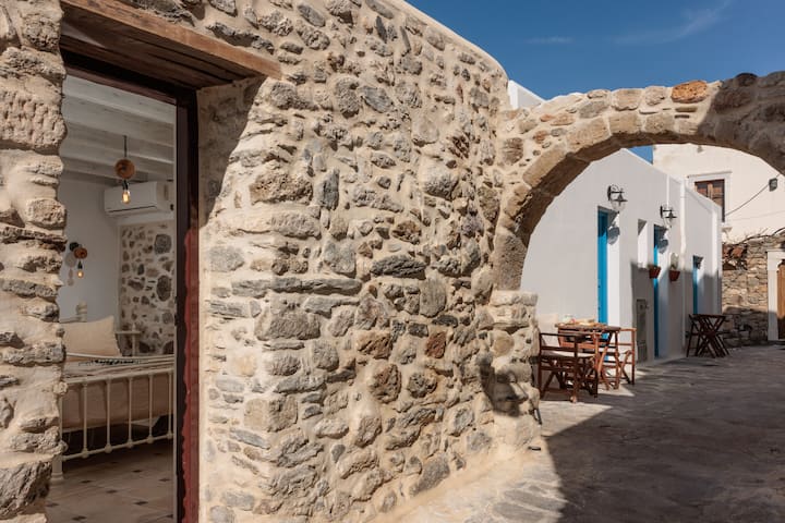 Burgos Barrio Petit Apartment 9-part Of The Castle - Naxos